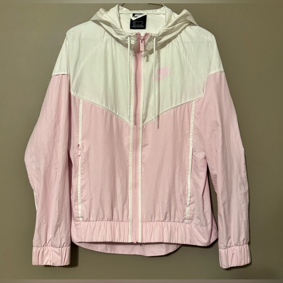 Nike | Jackets & Coats | Nike Sportswear Windrunner Hooded Windbreaker ...